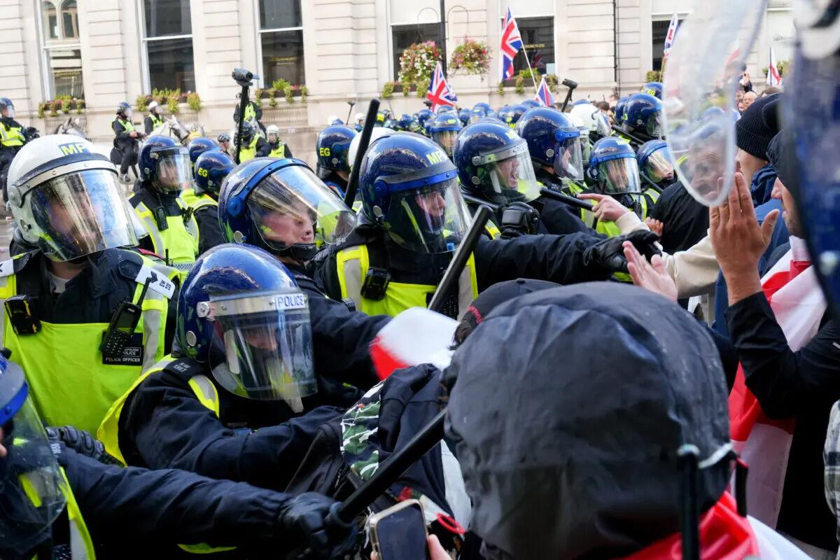 Tommy Robinson Leads Unite the Kingdom, Historic Free Speech Rally in ...